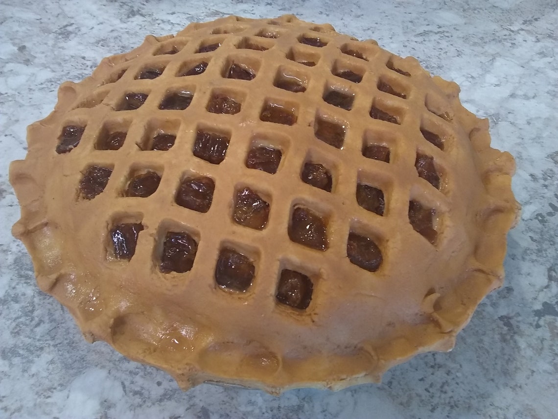 FAKE Old Fashioned Date Pie Real Pie Size /fake Lattice Date - Etsy