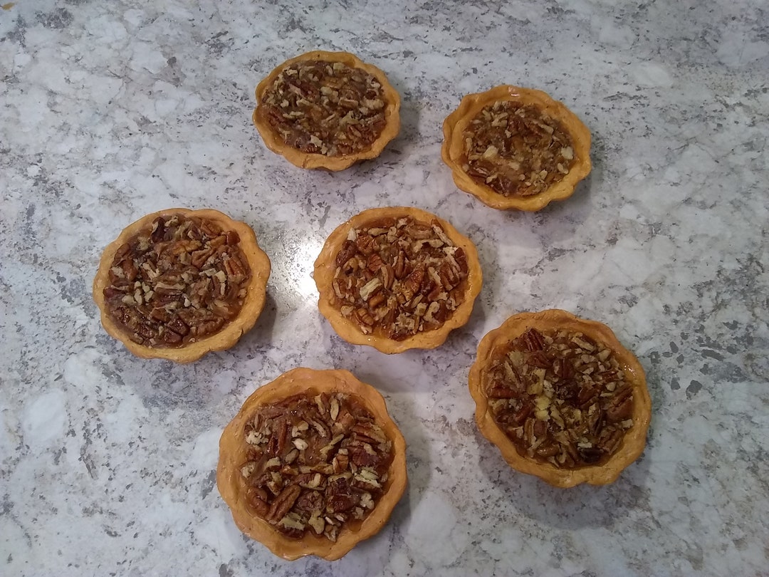 FAKE Mini Pecan Pies 4" (2-6) - Looks and Smells Like Just Grandma's ...