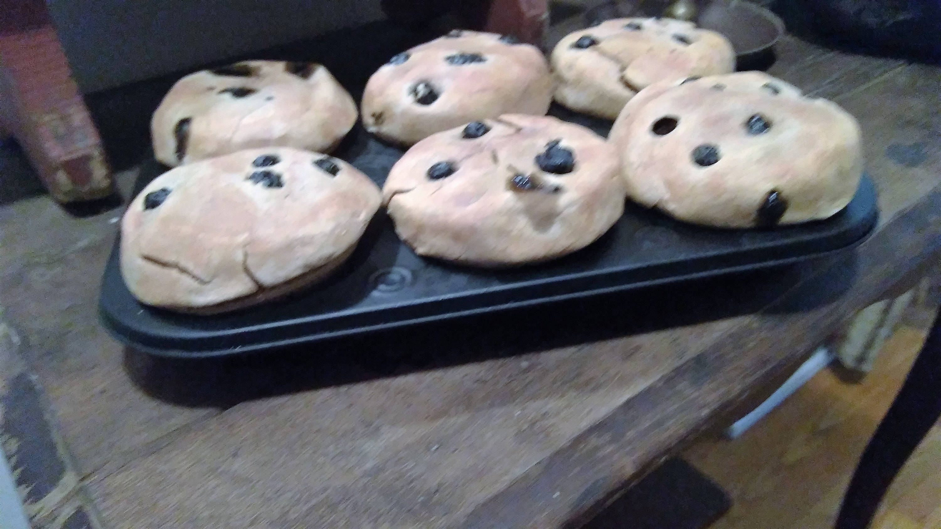 Fake Blueberry Muffins in Silver or Look a Like Cast Iron Pan - Etsy UK