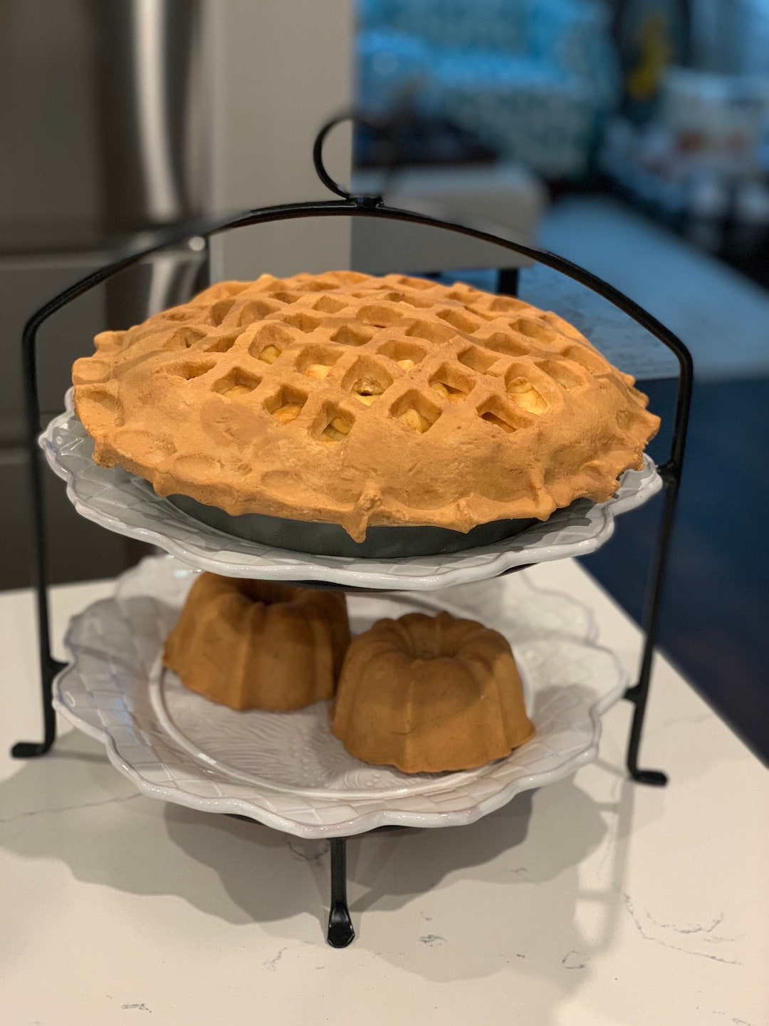 FAKE Apple Pie Real Pie Size /fake Lattice Top Apple Pie/primtive Apple ...