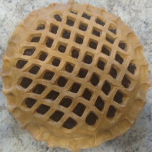 FAKE PIES Very Realistic - Choose From A Variety of Flavors Actual Pie ...