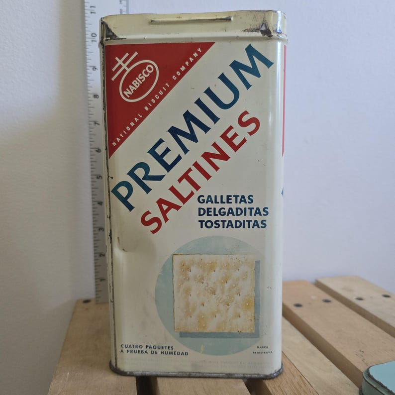 Nabisco Premium Saltines Metal Canister 1959 FREE SHIPPING - Etsy