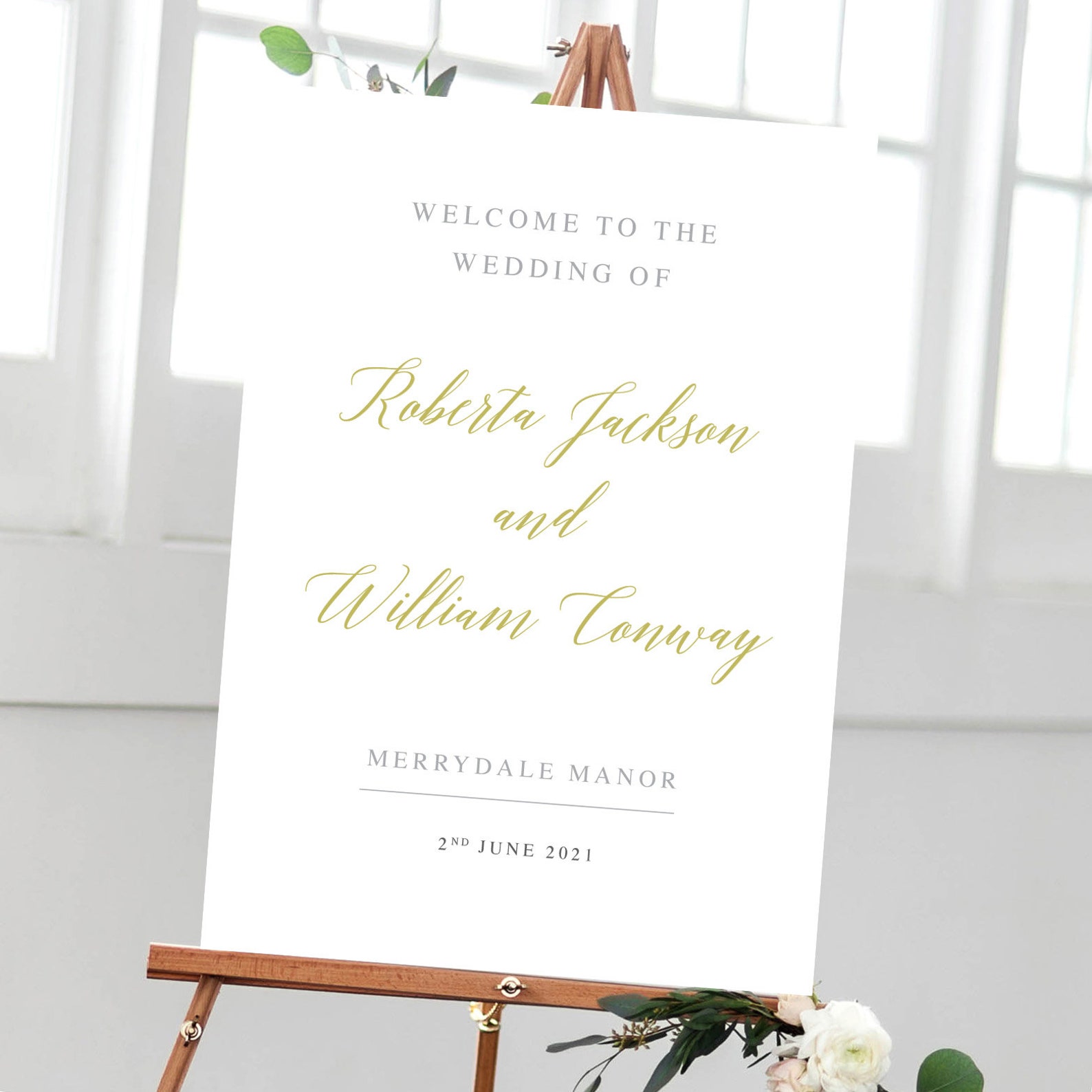 Elegant Gold Table Plan Elegant Calligraphy Table Plan, White and Gold ...