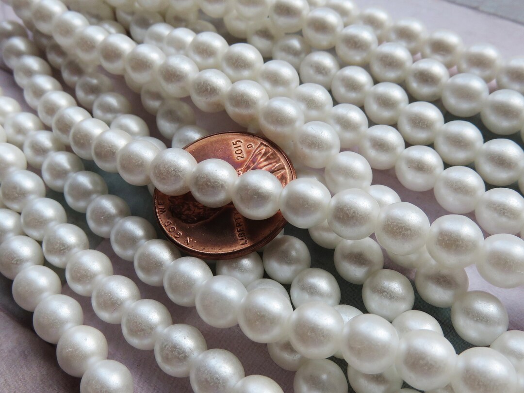 Snow White Glass Pearls 6 Mm Round Czech Beads 25 Beads - Etsy