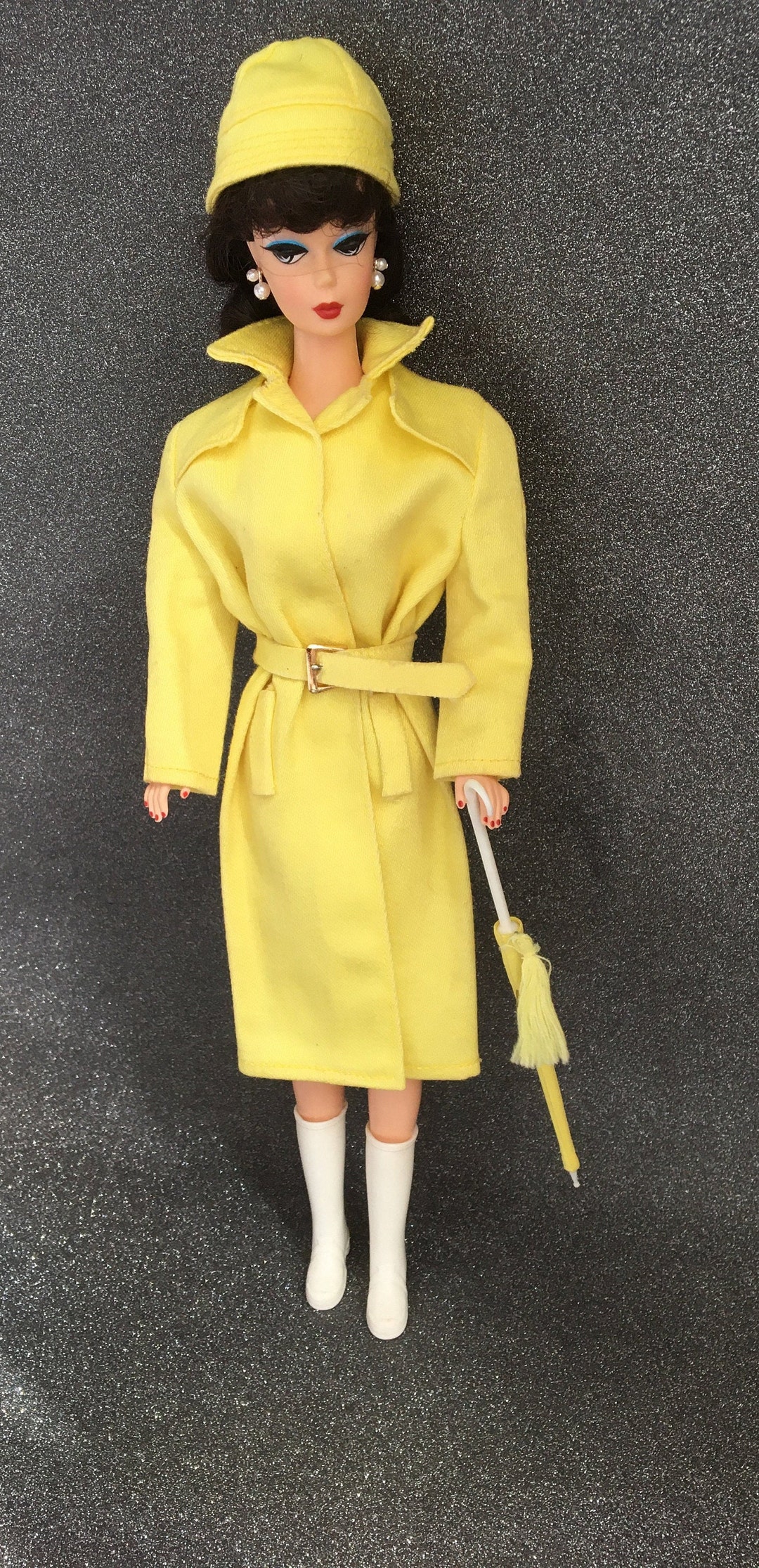 Barbie Shopping in the Rain Outfit - Etsy