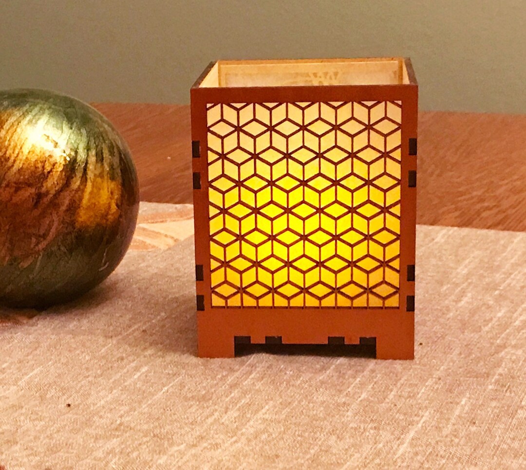 Roman Tumbling Block Patterned Desktop Votive Candle Lamp, Traditional ...