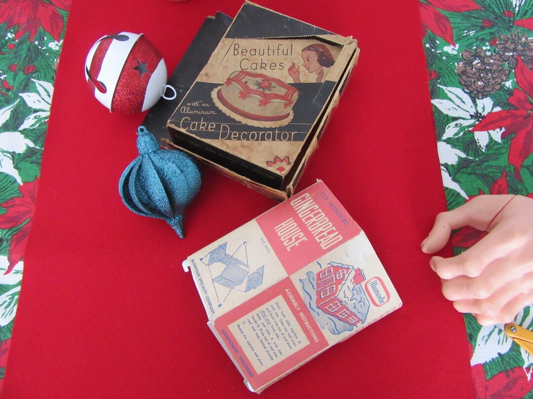 Christmas Kitsch Mid Century Fifties Holiday Baking Ware Icing ...