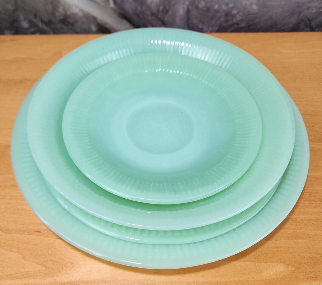 Vintage Anchor Hocking Fire King Jadeite Ribbed Jane Ray Plates & Bowl ...