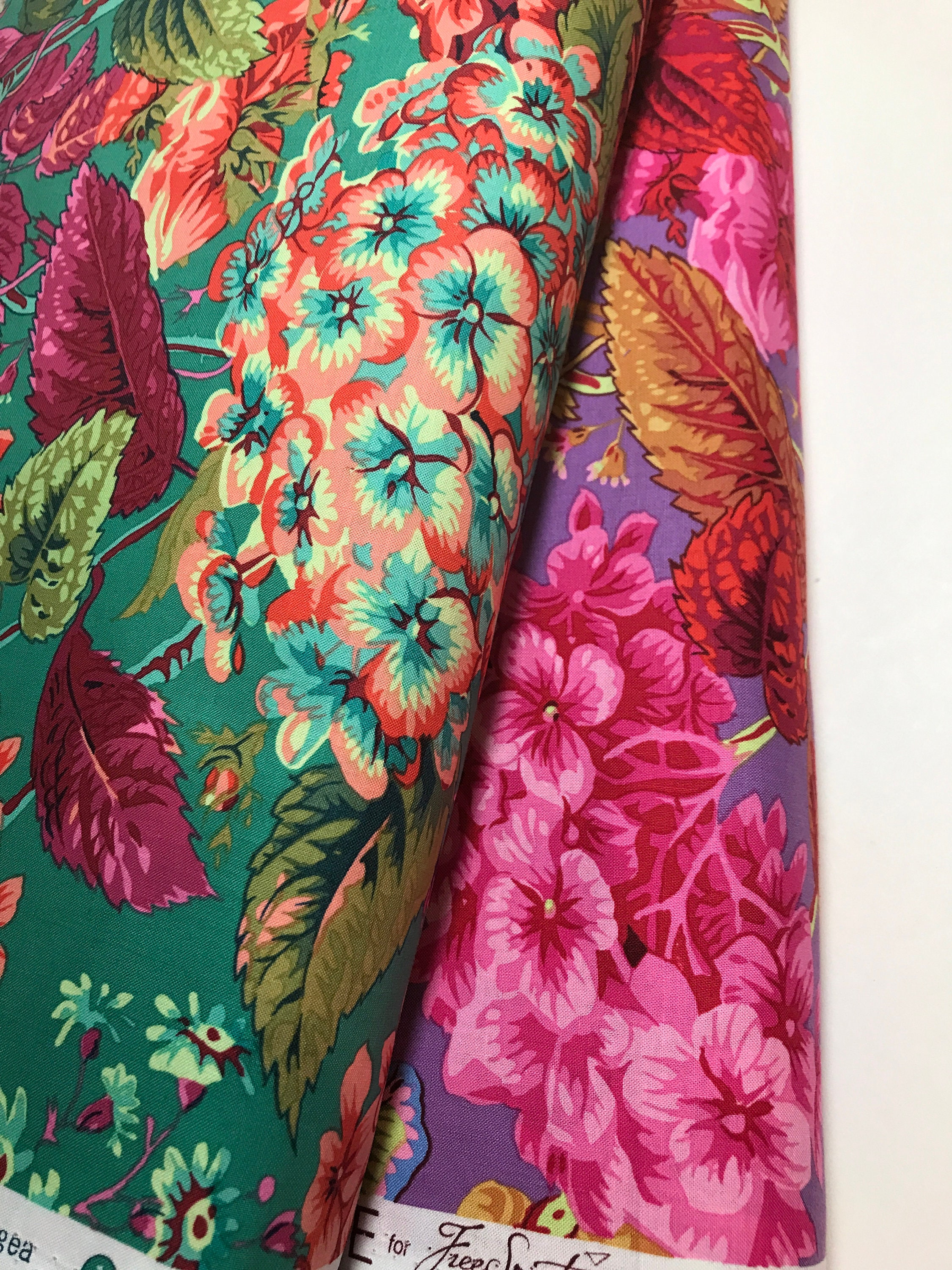 Kaffe Fassett Fabric Rose and Hydrangea PWPJ097 Citrus | Etsy