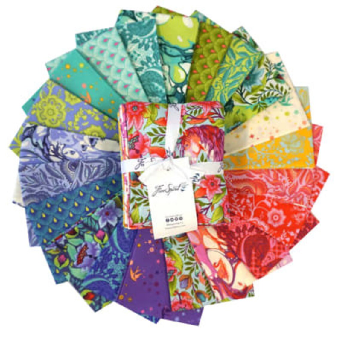 Tula Pink Fabric PINKERVILLE Imaginarium in Daydream PWTP127 - Etsy