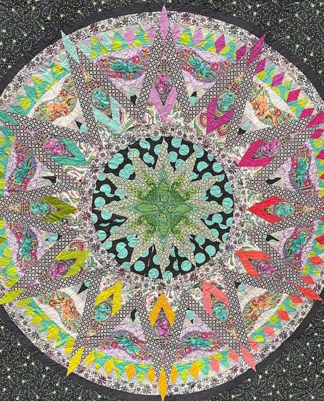 TULA PINK Roar Fabric the Big Bang Kit 96x 96 for Freespirit Fabrics ...