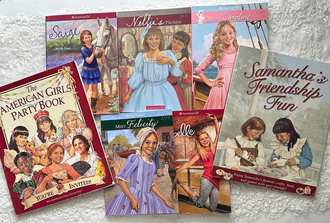 7 AMERICAN GIRLS COLLECTION Softbound Books Samantha's Friendship Fun ...
