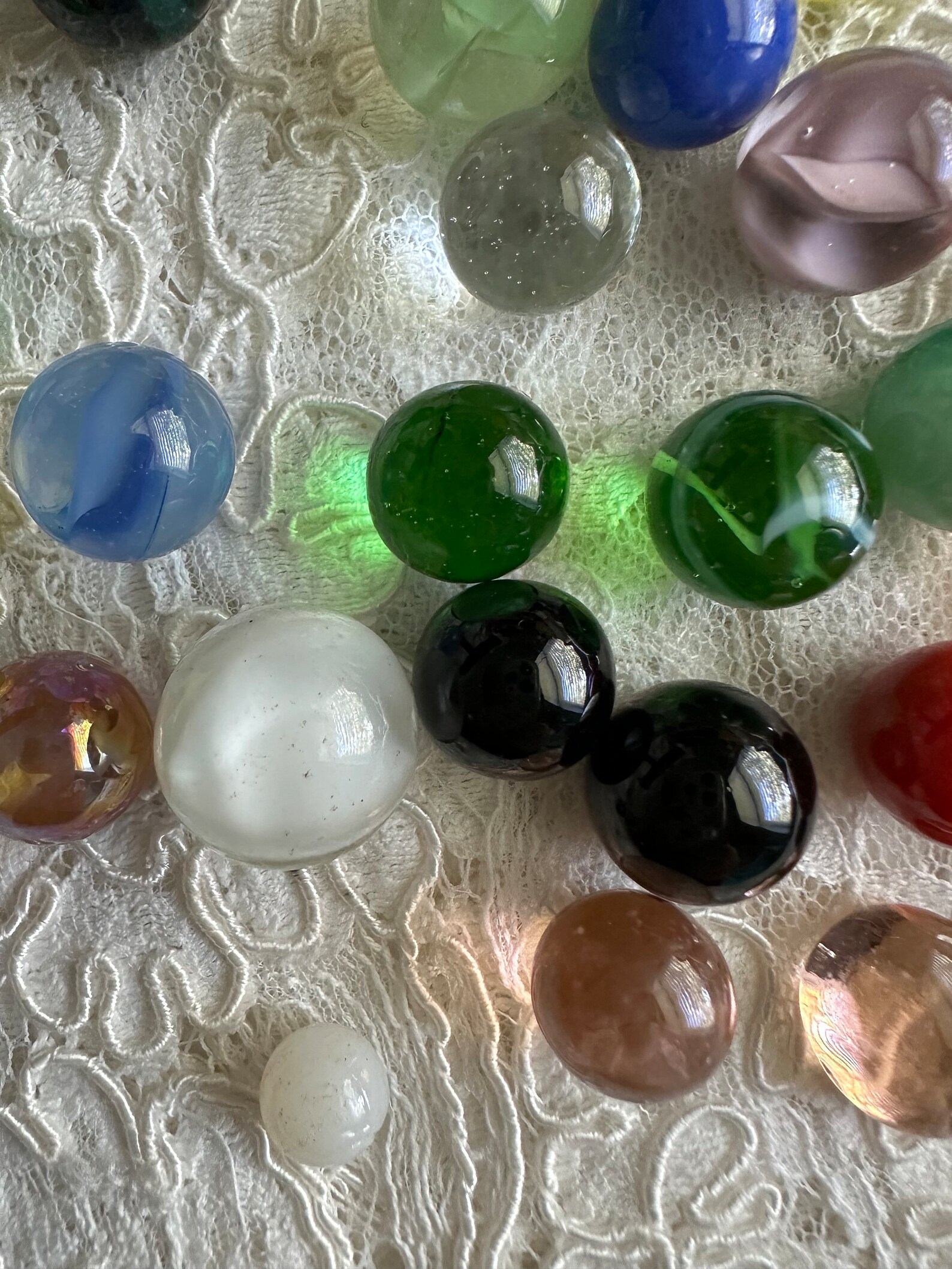 SHOOTIN' MARBLES VINTAGE Game the Marble Man Beautiful Colors! Made ...