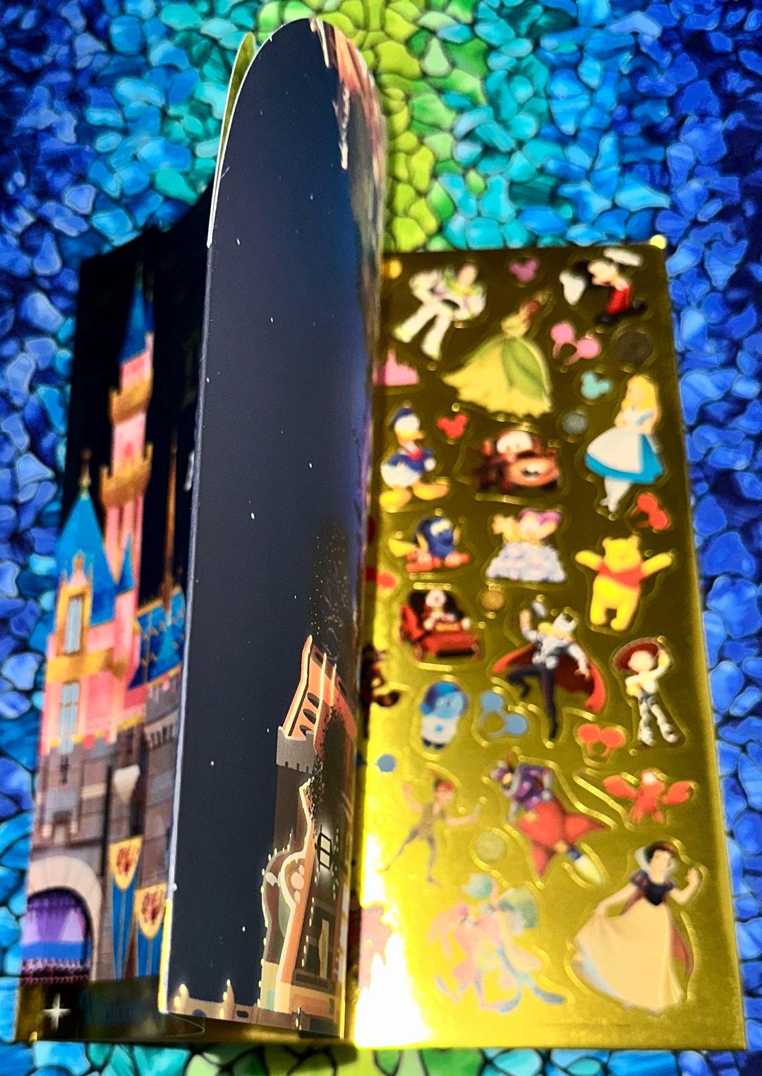 DISNEY DISNEYLAND ACTIVITY & Sticker Book Hours of Fun Haunted Mansion ...