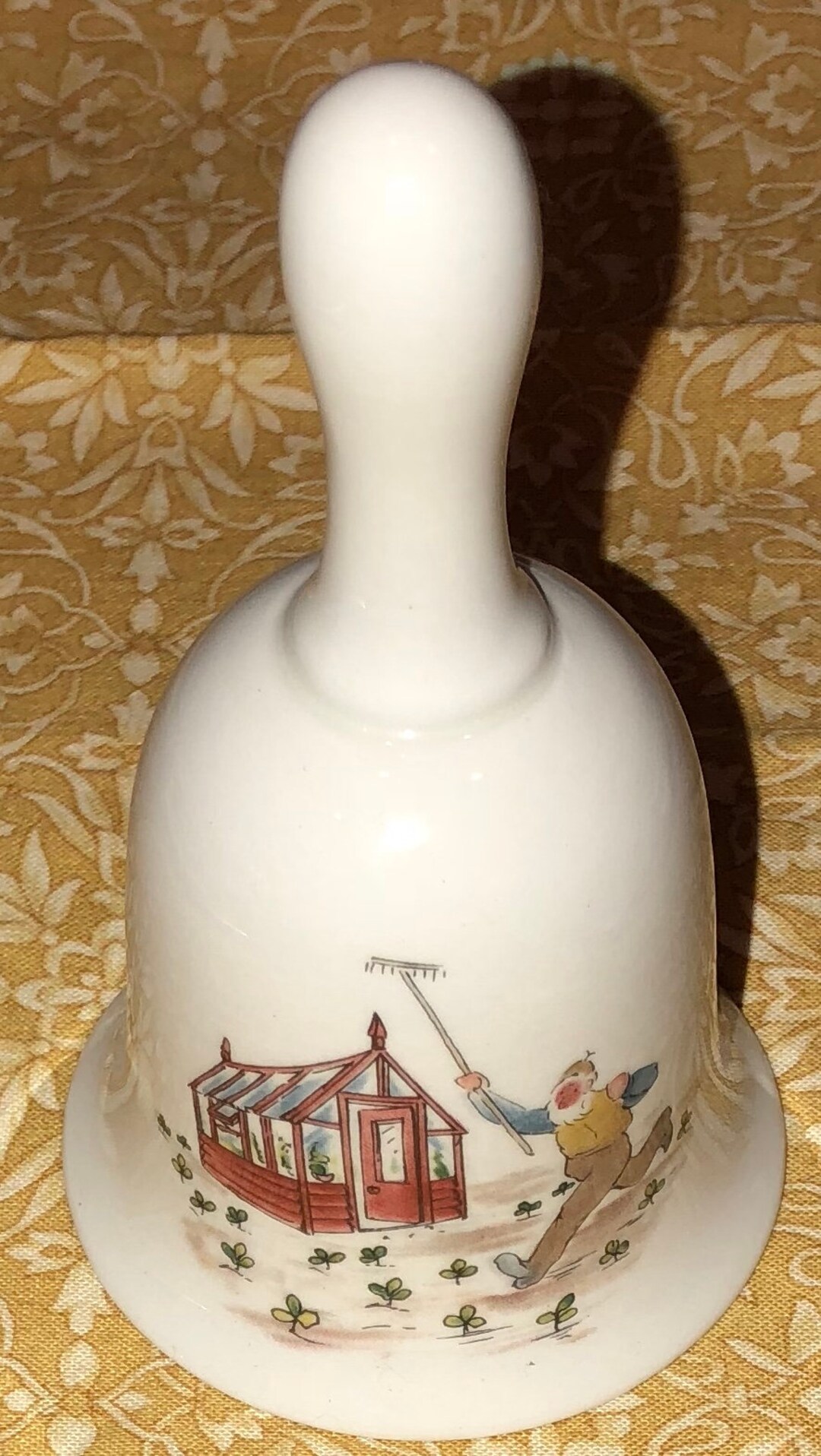 WEDGWOOD PETER RABBIT Fine Porcelain Collector's Bell Mcgregors Garden ...