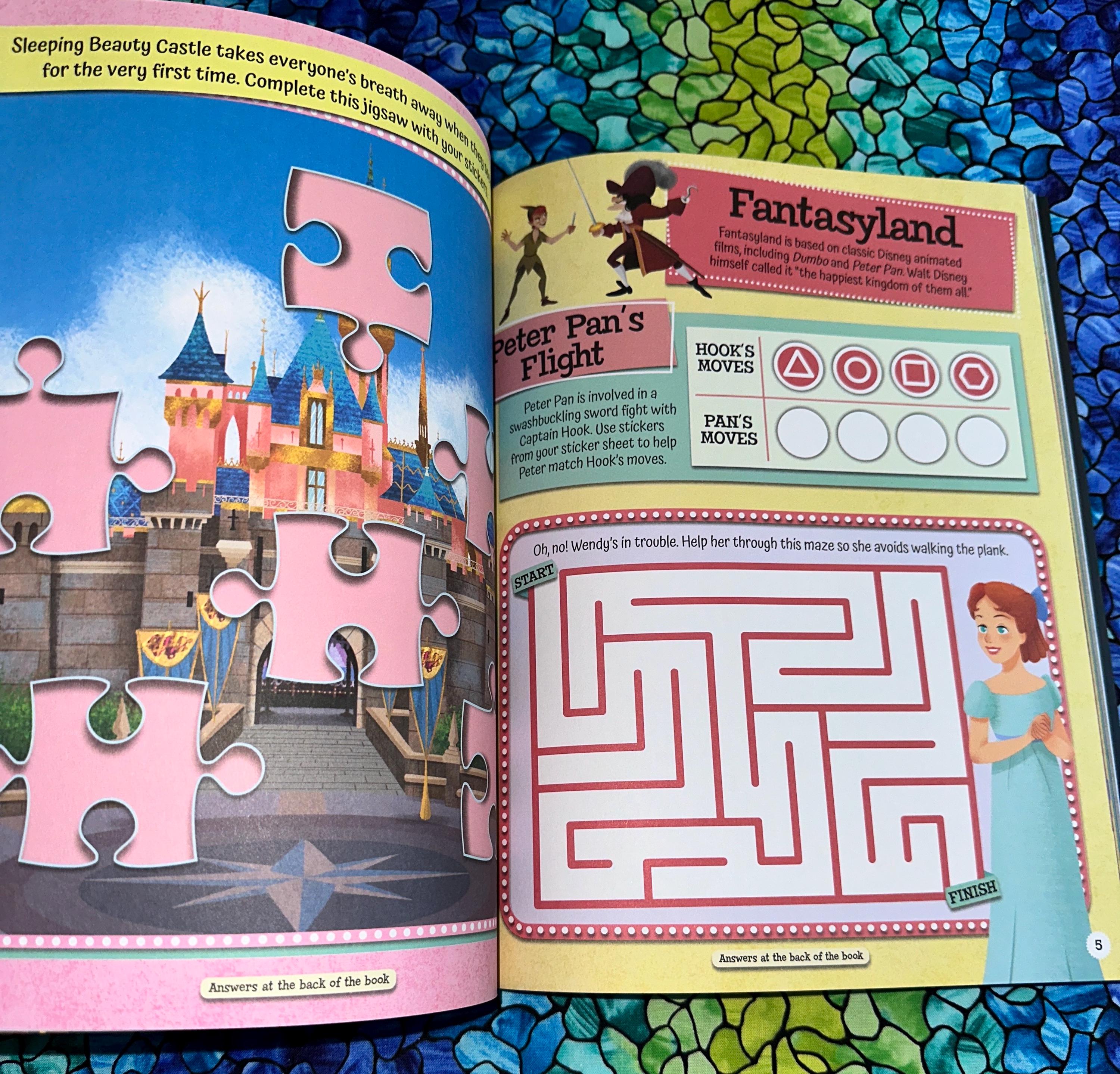 DISNEY DISNEYLAND ACTIVITY & Sticker Book Hours of Fun Haunted Mansion ...
