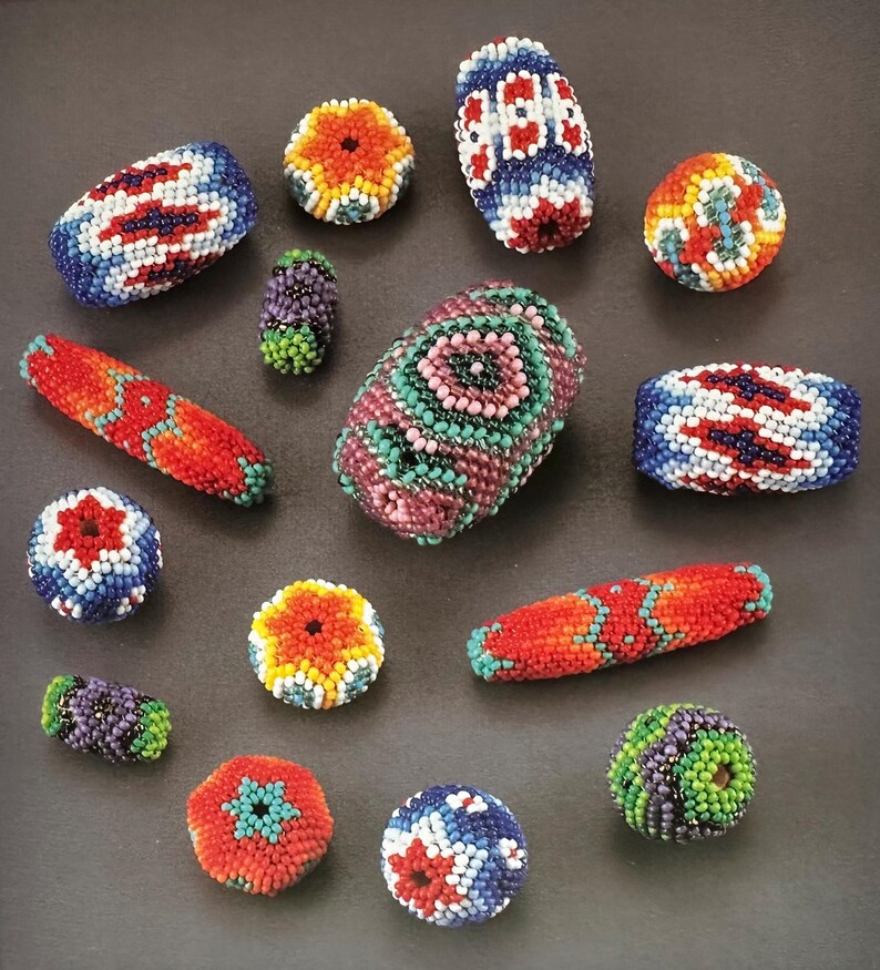 BEADWORK HARDBOUND BOOK Vintage 1990s Kathlyn Moss and Alice Scherer ...