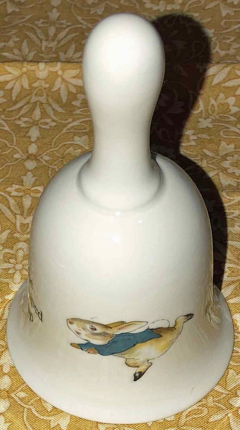 WEDGWOOD PETER RABBIT Fine Porcelain Collector's Bell Mcgregors Garden ...