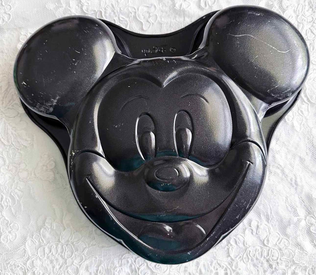 VINTAGE MICKEY MOUSE Cake Pan Disney Mickey's Face up Close 9-1/2" X 10-1/2" Black in Color P.L ...