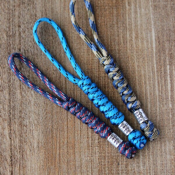Paracord Keychain - Etsy