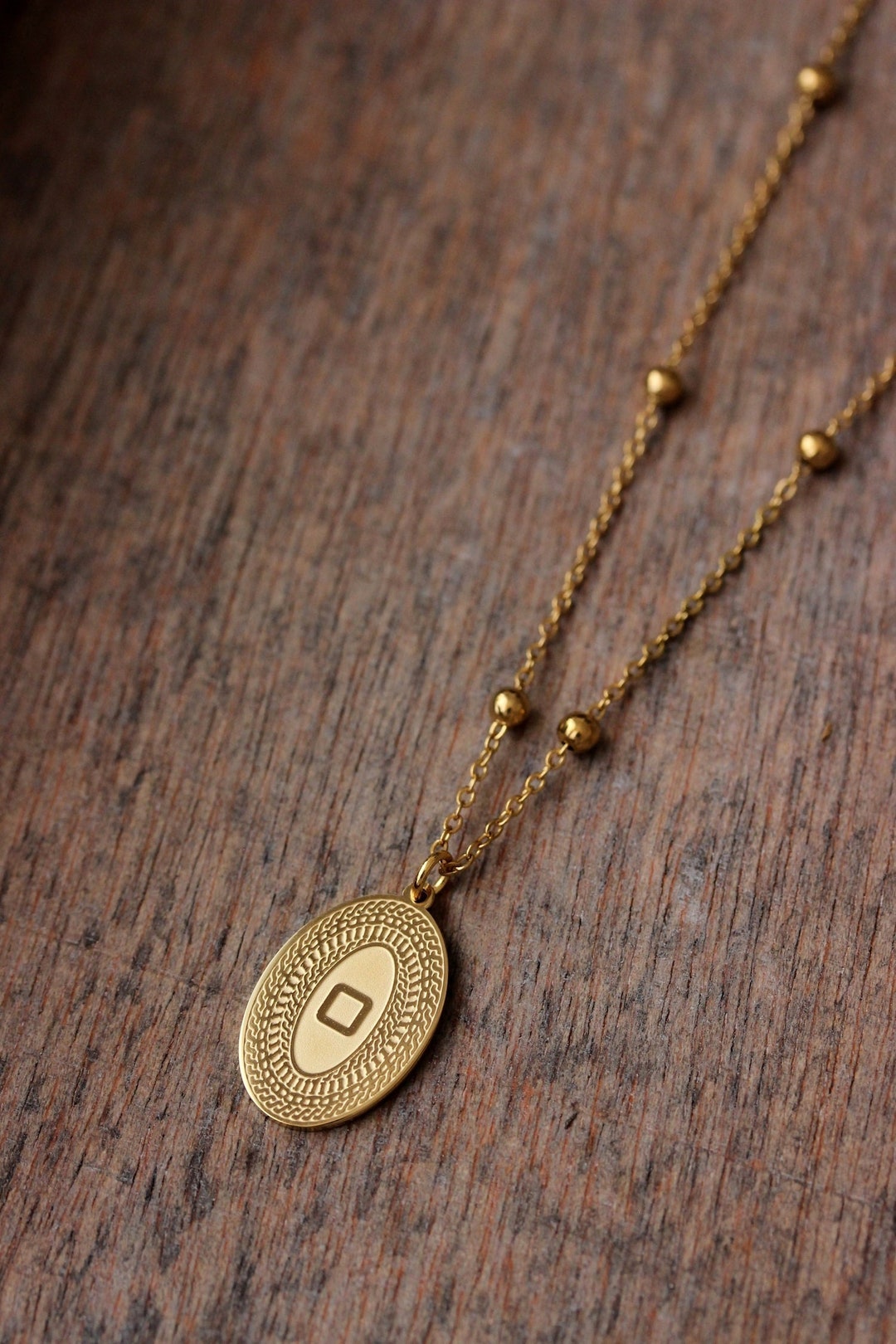 Oval Coin Necklace Dainty Gold Oval Pendant Oval Disk Pendnat Gold Tone ...