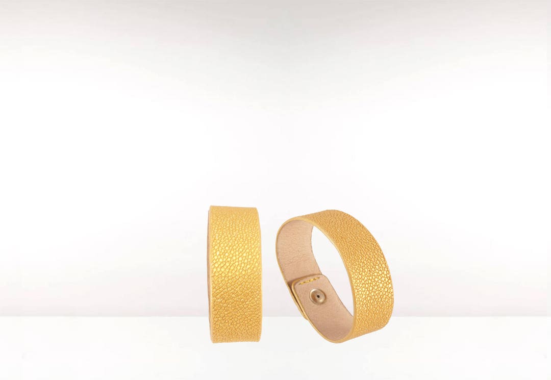 RAY Skin Leather Bracelet // Gold Yellow (italian Stingray Leather ...