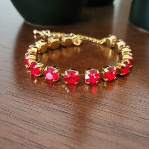 Red Crystal Bracelet Set in Gold Tone Setting, Light Siam Crystals, Red ...