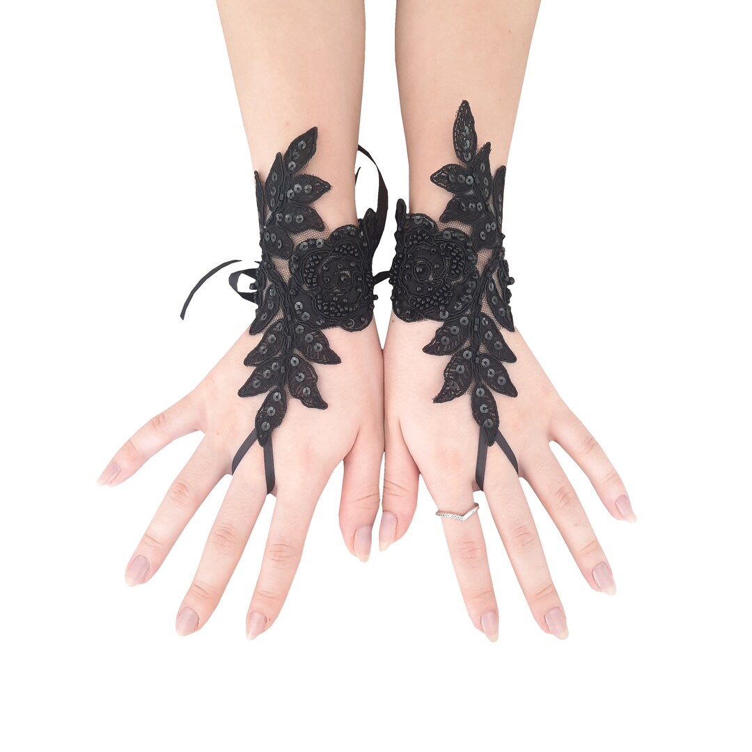 Duty Free Black Lace Fingerless Gloves - Gothic Wedding Bridal ...