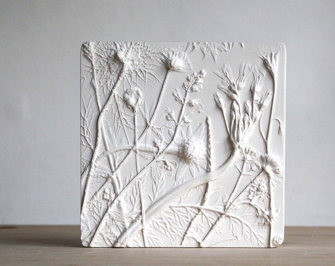 Wild Garden I Botanical Bas-relief - Etsy