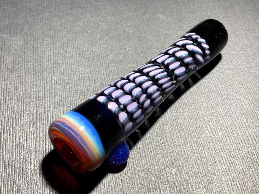 Electric Wisteria Pink Chillum Glass Pipe One Hitter / Chillum Pipes ...