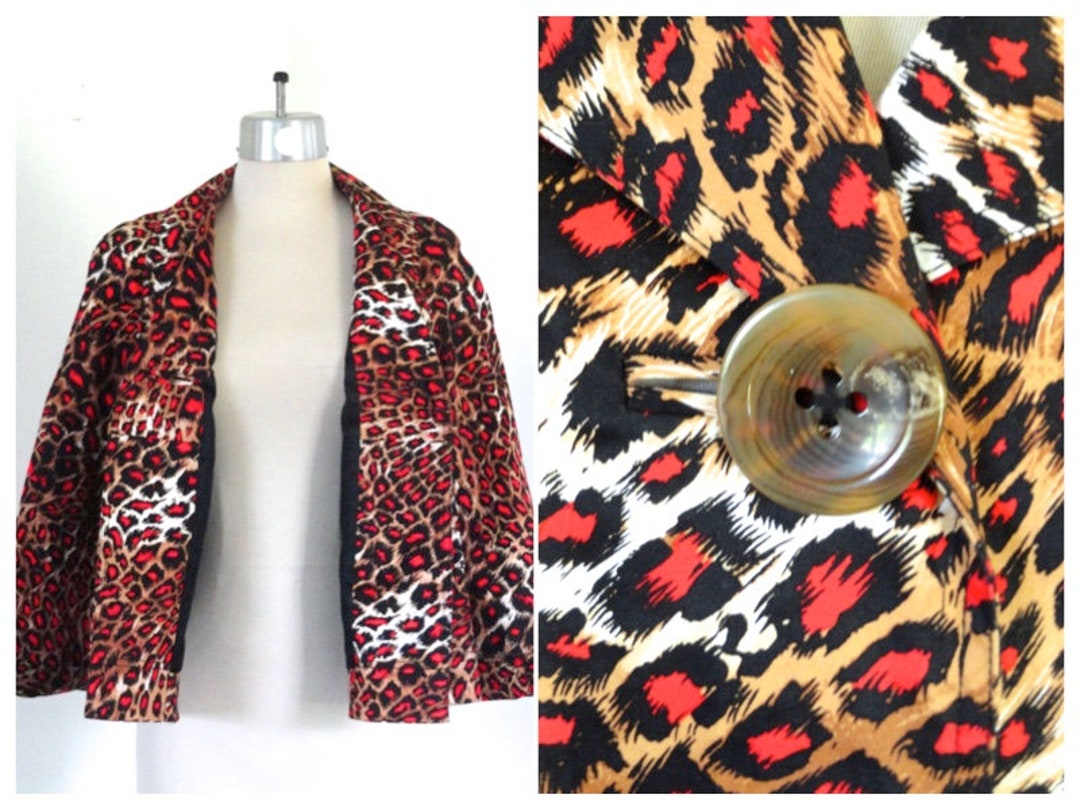 90s ELLEN TRACY NEIMAN Marcus M Animal Print Red Black Tan White Short ...