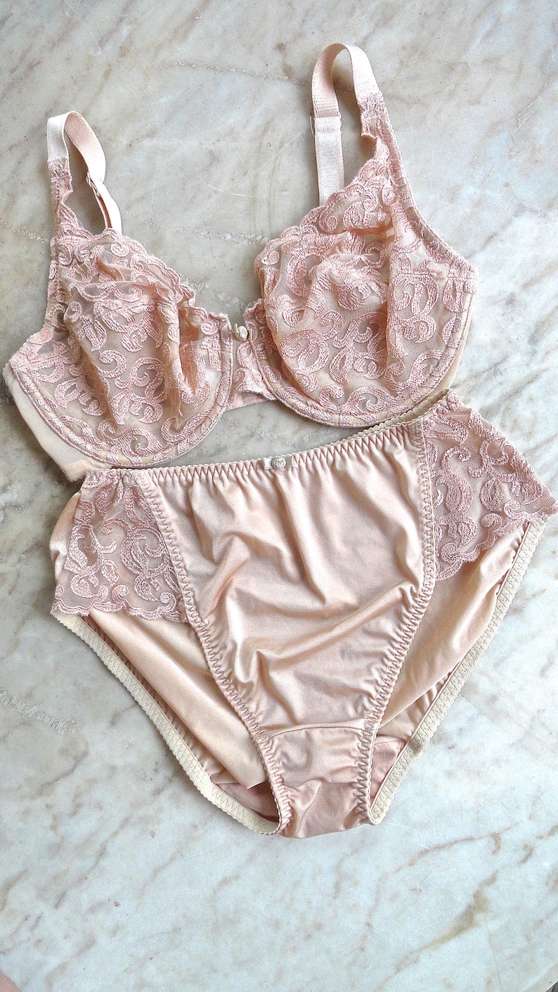90s WACOAL Bra 32DD Panty Set Vintage Lingerie Lace Embellished Sheer ...