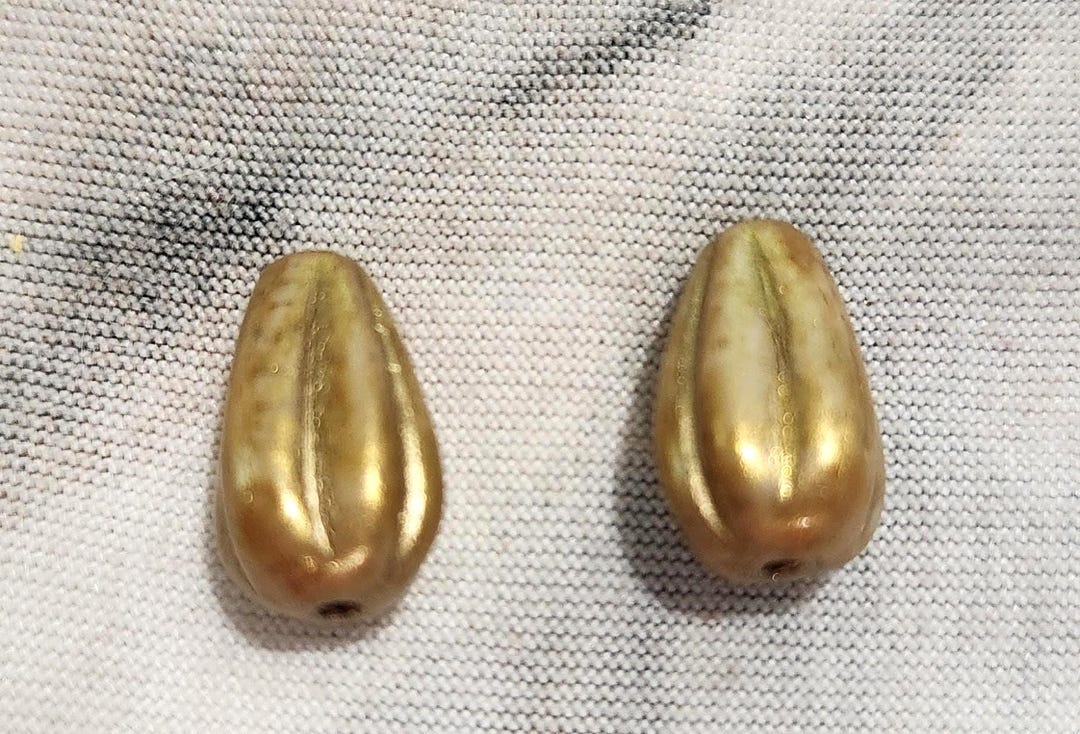 Four Teardrop Shape 13x8mm Melon Design Czech Glass Beads - Etsy