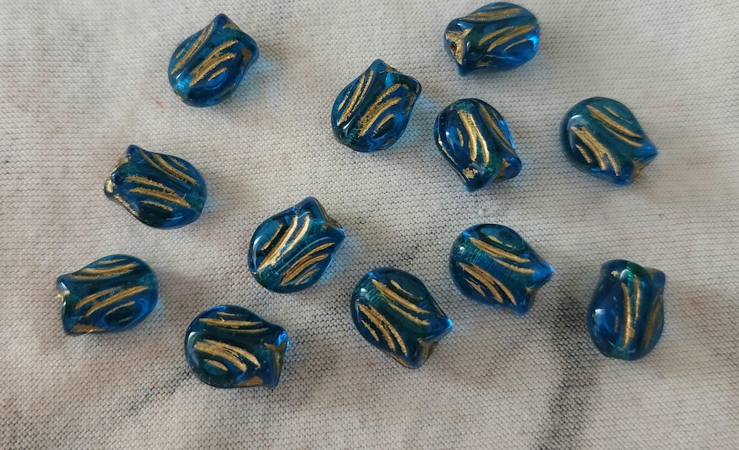 Twelve 9x7mm Mini Tulip Buds in Translucent Blue Czech Glass Beads - Etsy