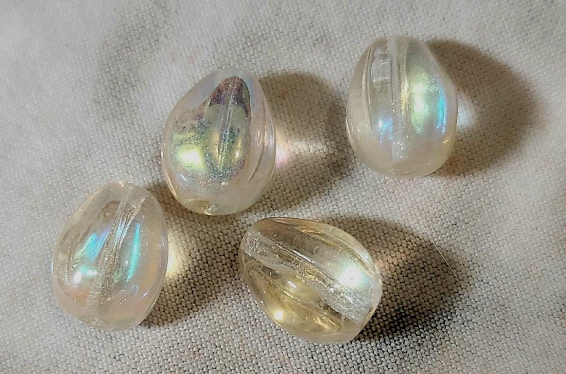 Four 11x9mm Pear Shape Czech Glass Beads in Pale Yellow - Etsy