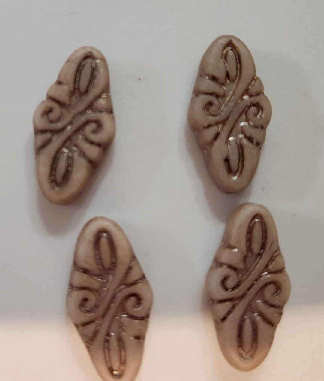 Four 19x9mm Arabesque Czech Glass Beads in Beige With Bronze Accent - Etsy