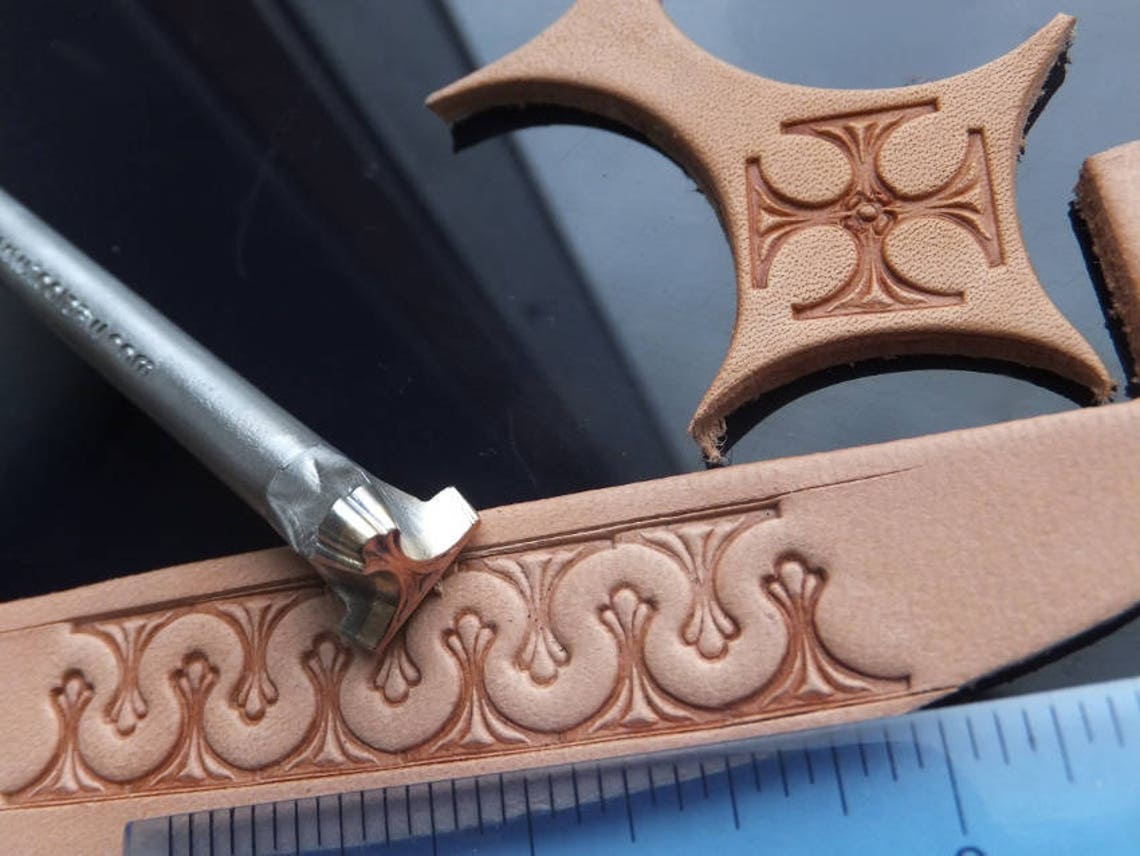 013-34 Small Floral Meander Leather Stamp Homemade Custom Saddlery Tool ...