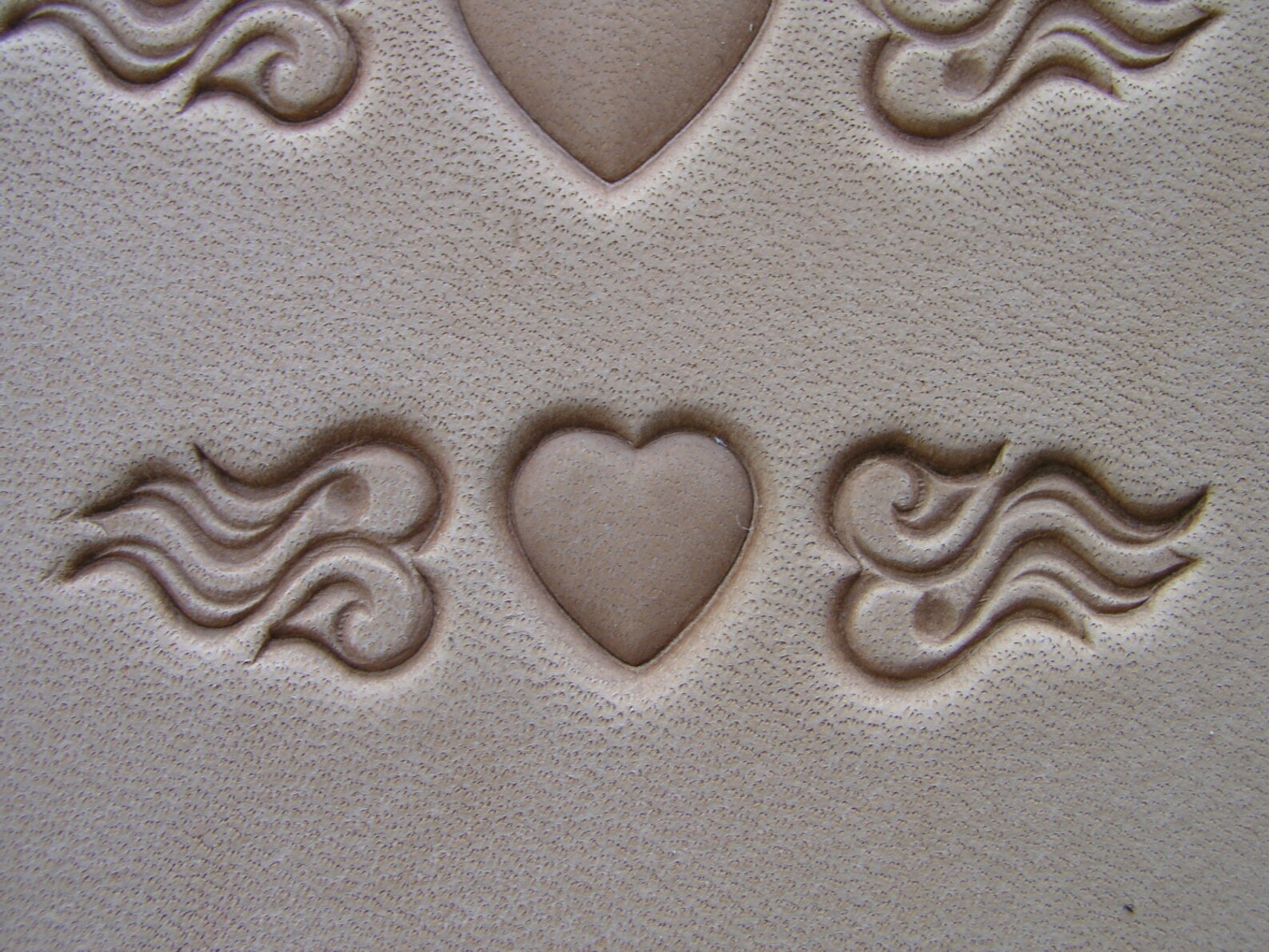 SET of 3 Hand Made Leather Stamps Skull Flame Heart Middle - Etsy