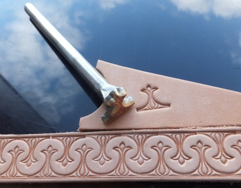 013-20 Floral Meander Leather Stamp Homemade Custom Saddlery - Etsy