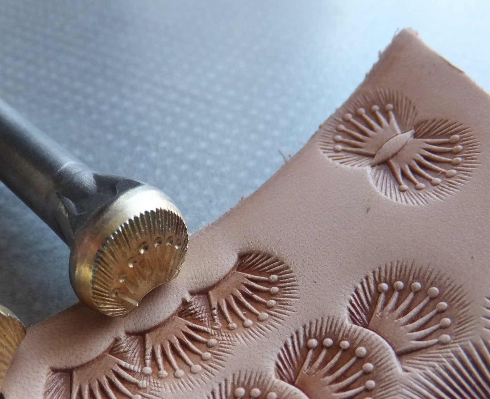 017-16 Floral Meander and Lined Border SET 2 Pcs Leather Stamps ...