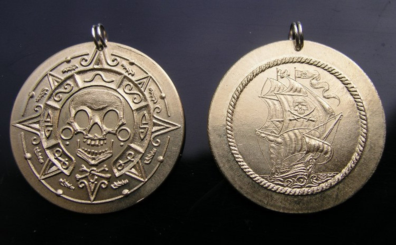 Large Caribic Treasure Nautic Pirate Medaillon Massive Solid Brass ...