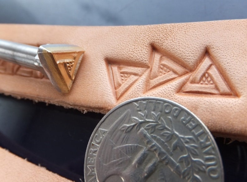 013-12 MINI Triangle BORDER Leather Stamp Saddlery Tool Punch Brass ...