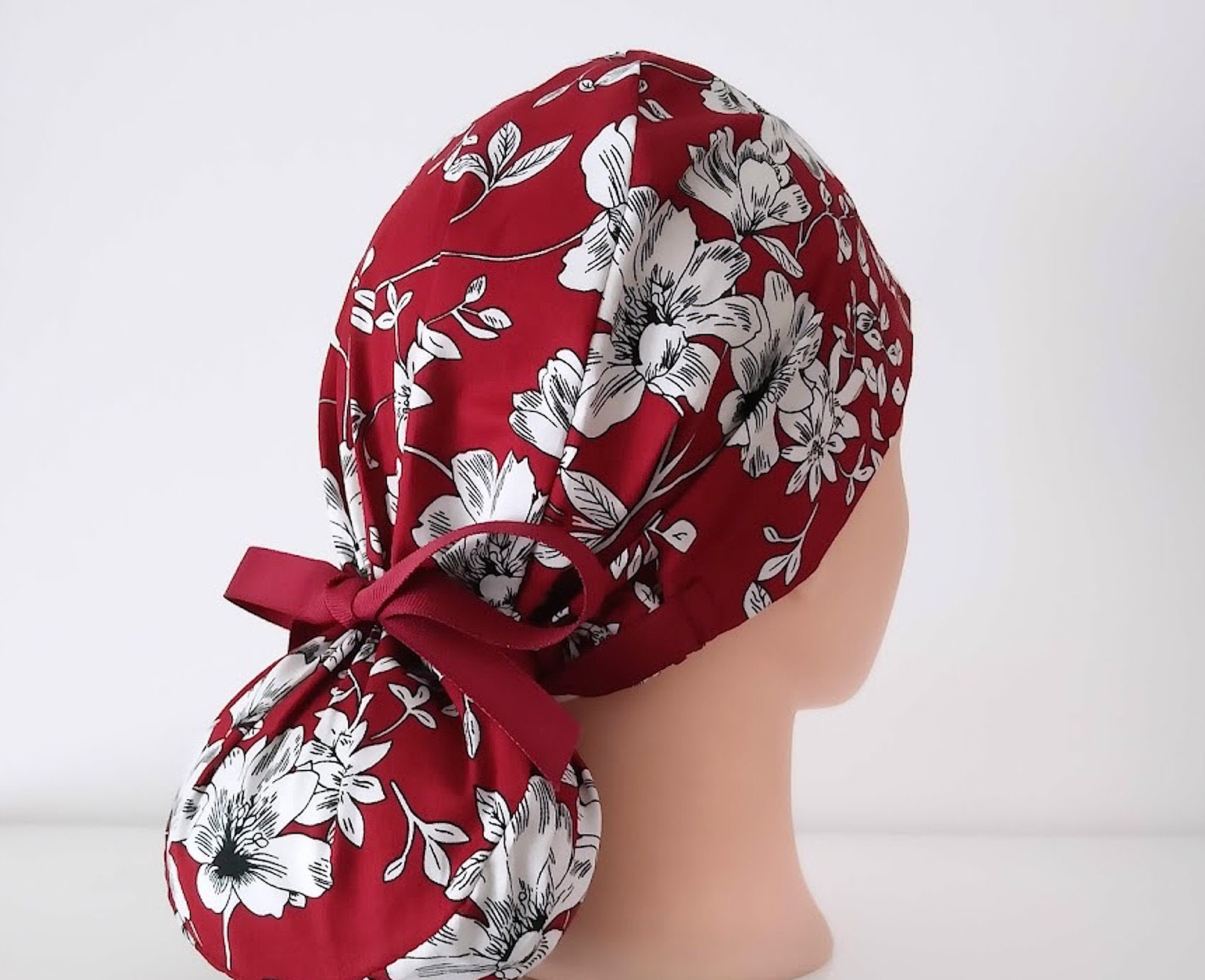 Fall Ponytail Scrub Cap for Women - Floral Surgical Cap with buttons
