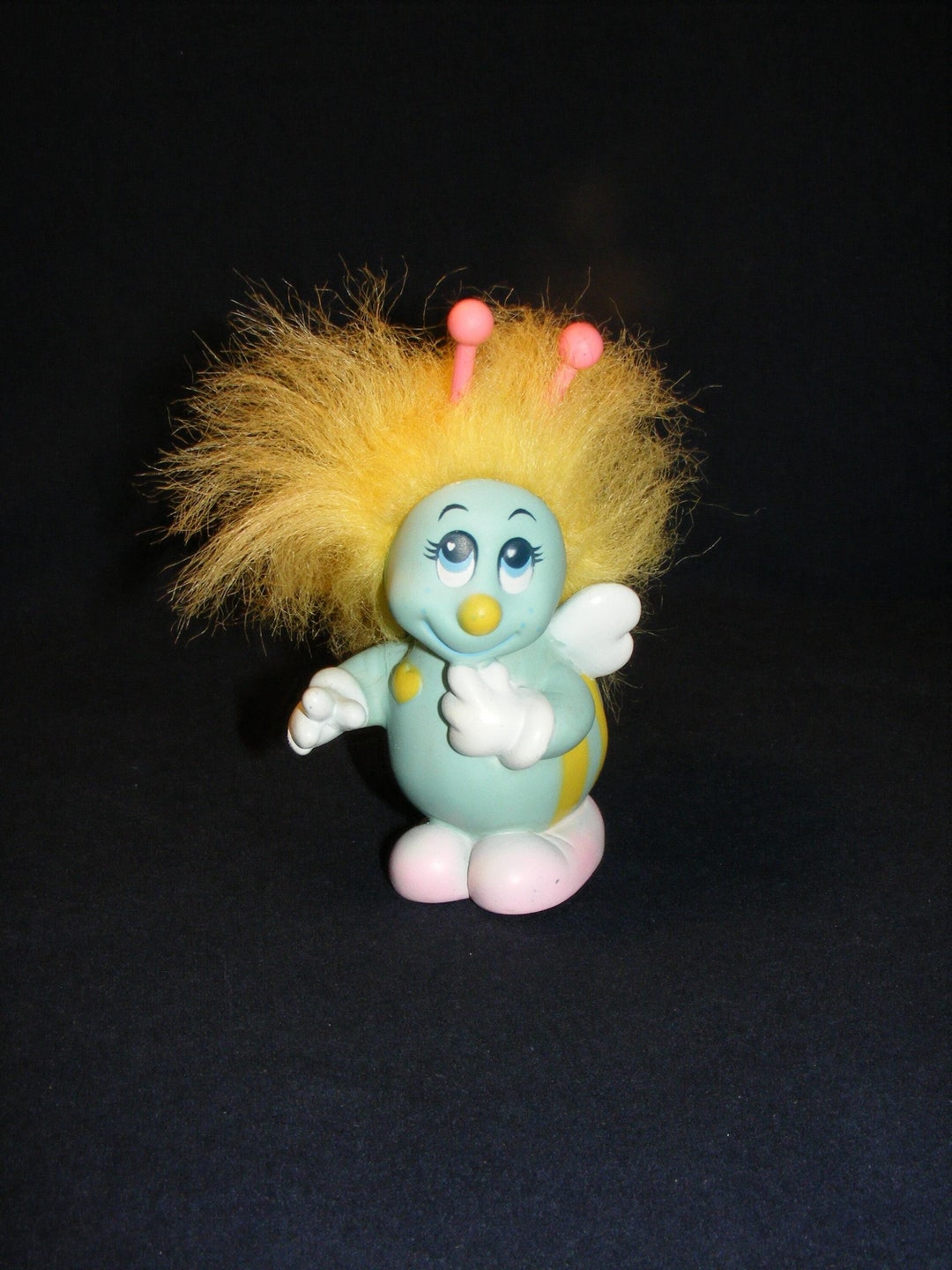 Snugglebumms Doll, Blue Basil Bumblebee, 1986, Butterfly Toy Hasbro ...
