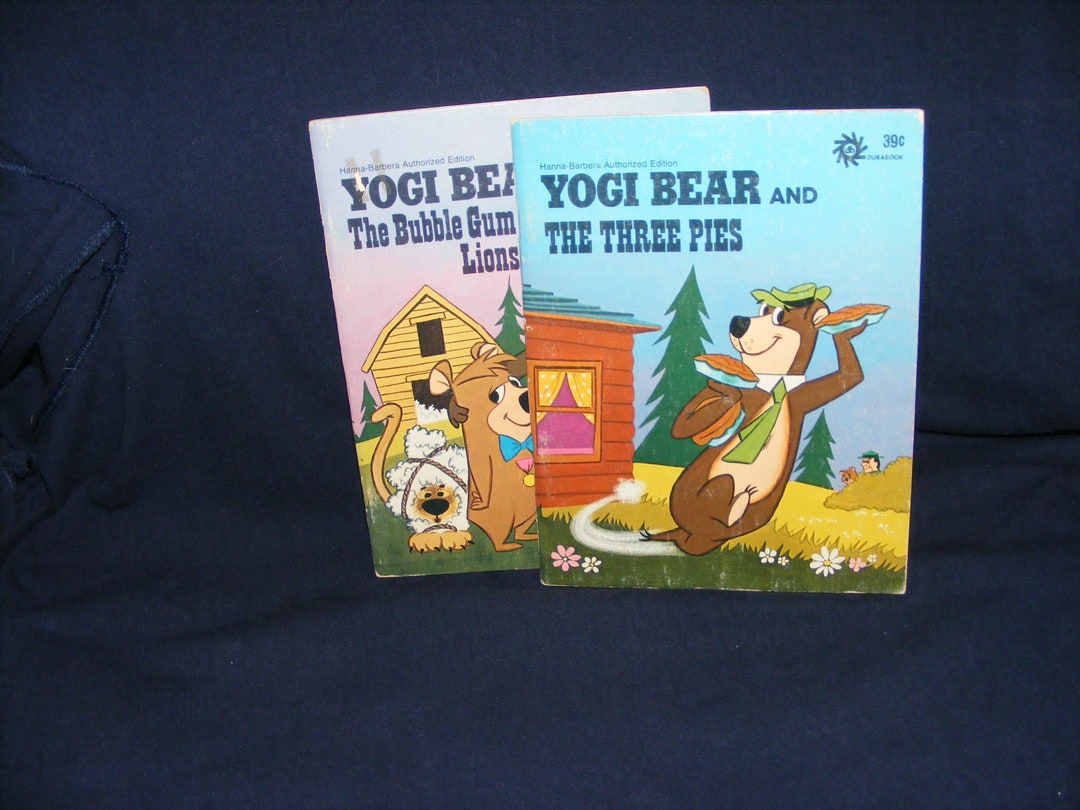 Lor 2 Yogi Bear Books, the Bubble Gum Lions & Yogi Bear and the Three Pies, Durabooks, 1974 ...