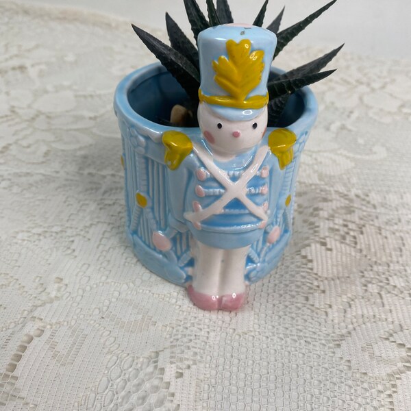 Kitsch Planter - Etsy