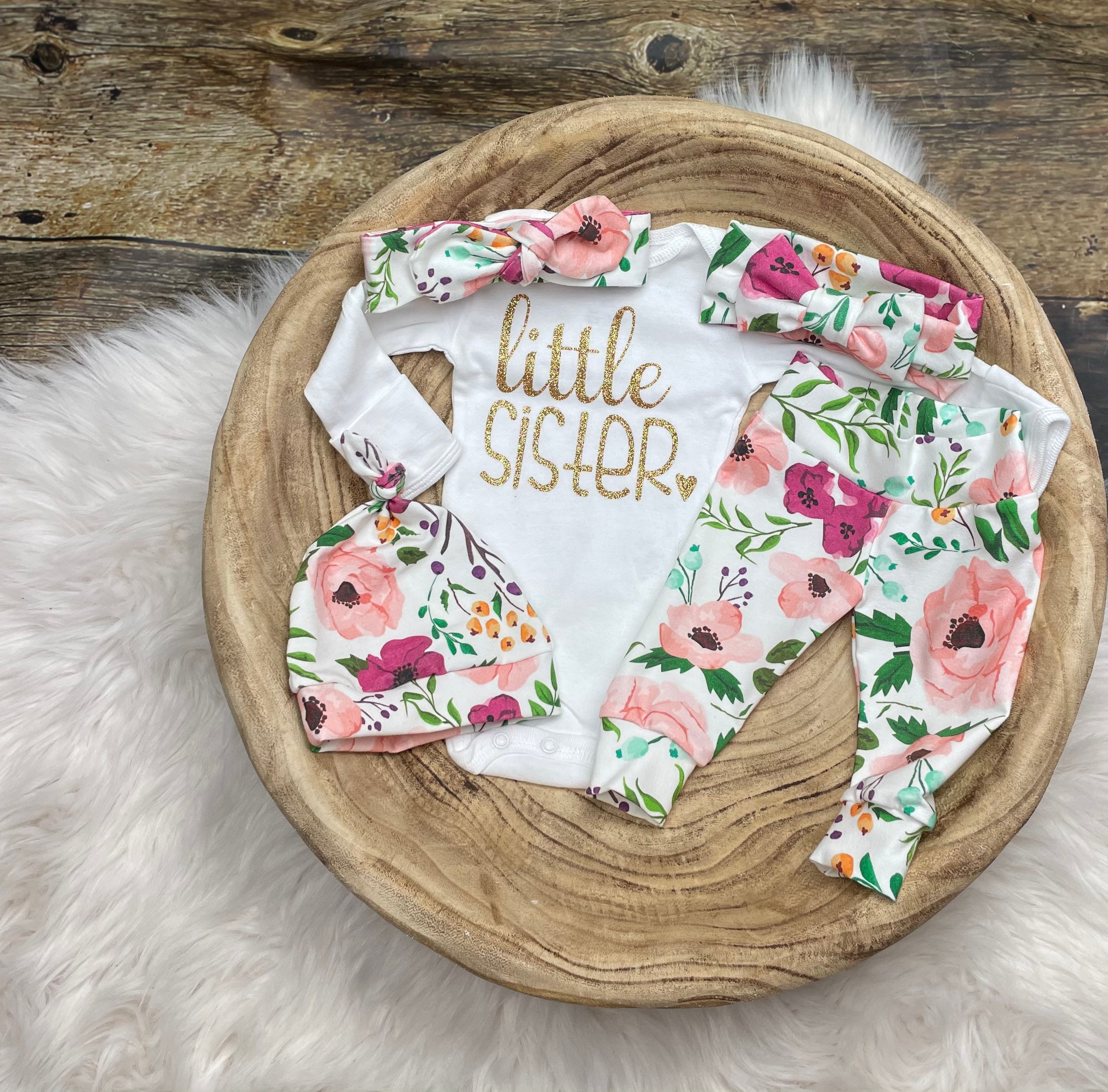 Newborn Girl Coming Home Outfit Baby Girl outfit in Floral | Etsy