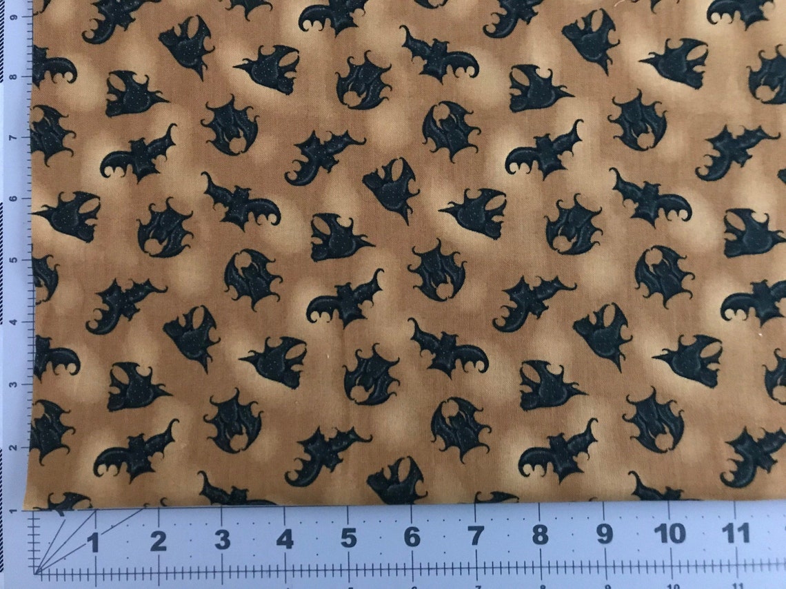 Red Rooster Fabrics Halloween Bats 100% Cotton This is for - Etsy