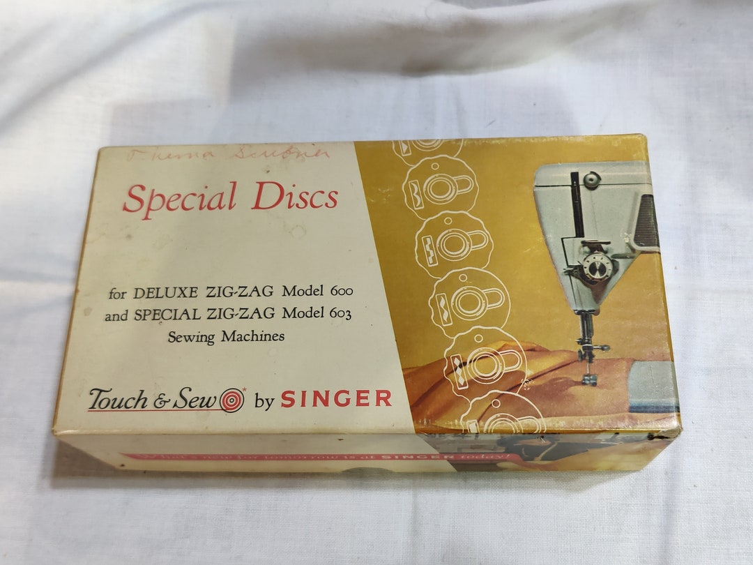 Box of 12 Embroidery Stitches Special Discs for Singer Deluxe Touch ...