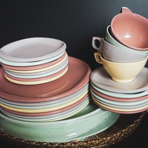 Mid Century Boonton Ware Bella Dinnerware Set - Etsy